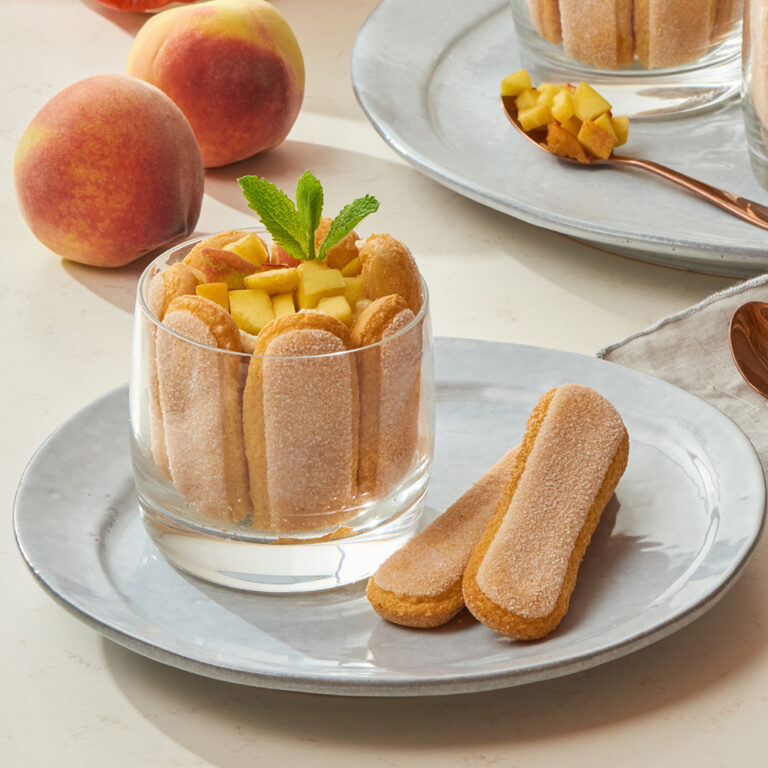 Carlota con melocotones y Vicenzovo, receta para porciones individuales
