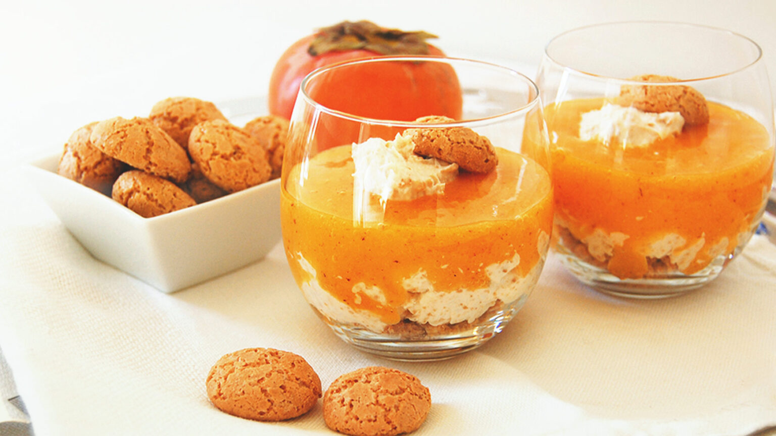 Mini-glasses with persimmons and Amaretto di Matilde - Vicenzi Usa